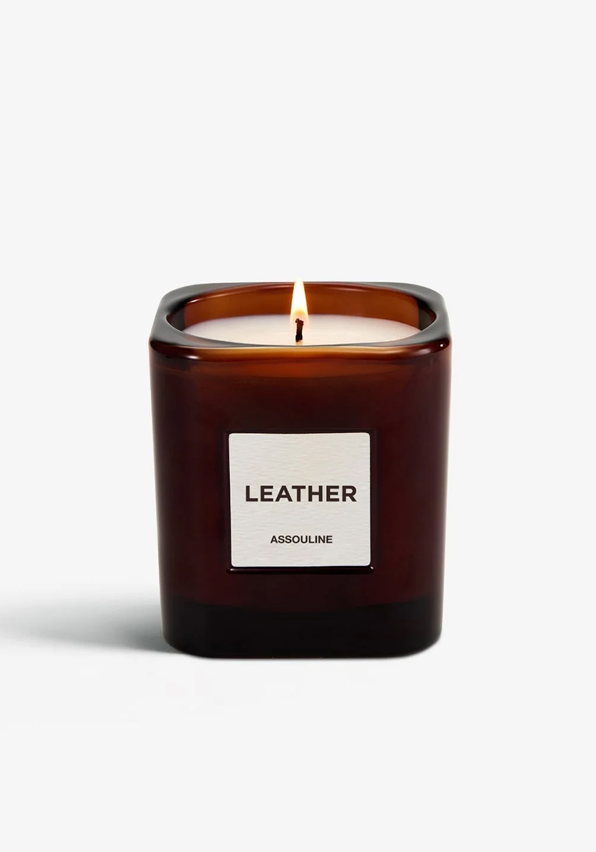 Library Candle – Leather — Helvet — Living the high life